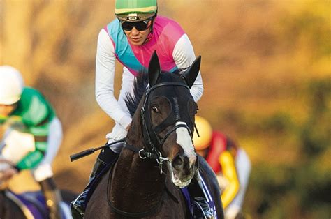 競馬記者の推奨馬（2） 西の逆襲「異彩の刃は下馬評を断つか」ドゥラエレーデ／ファントムシーフほか 競馬 Number Web ナンバー