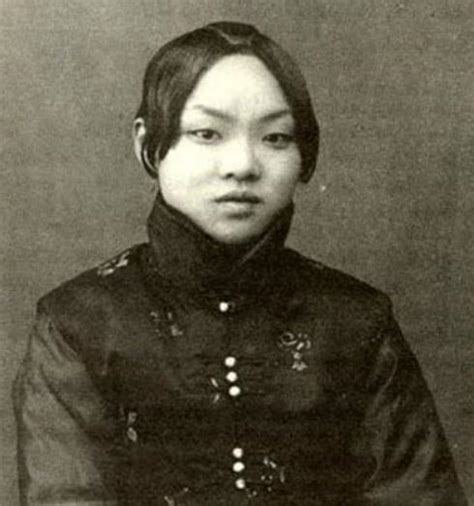 杜月笙真的如野史那样霸占了姚玉兰母女三人么？黄金荣