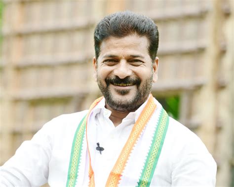 రేవంత్ ప్రమాణ స్వీకార ముహూర్తం మార్పు ఎప్పుడంటే