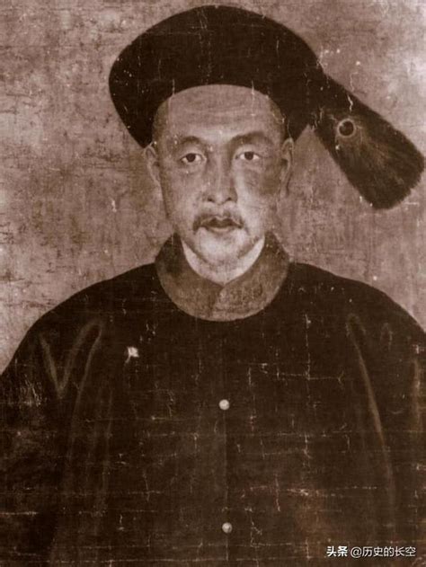 清朝官員真實樣子：圖八是收復新疆的左宗棠，圖十是大貪官和珅 每日頭條