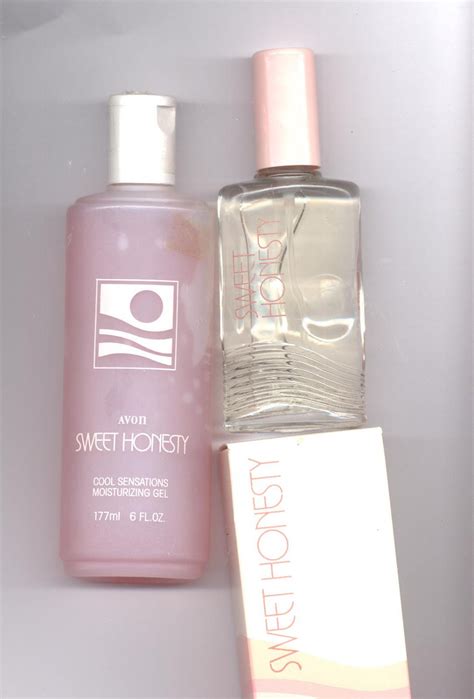 Avon Sweet Honesty Cologne Gel Vintage