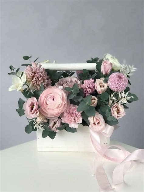 Авторские букеты | Creative flower arrangements, Flower bouquet diy ...