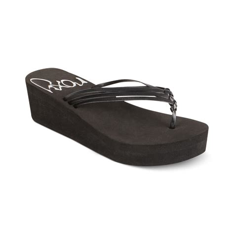 Roxy Palmilla Platform Wedge Thong Sandals In Black Lyst