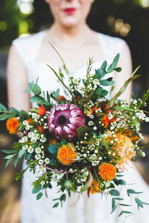 20 Stunning Fall Wedding Flower Bouquets For Autumn Brides