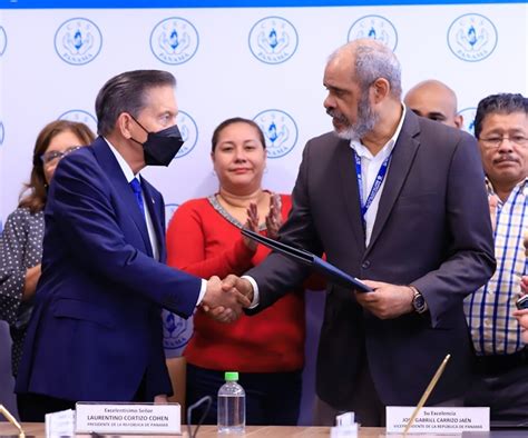 Css Y Minsa Suscriben Acuerdo Para La Adquisición De Medicamentos Css