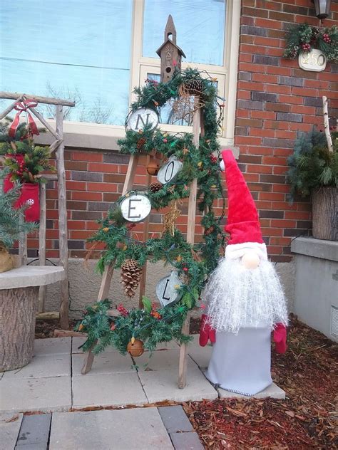 Diy Christmas Gnome With Tomato Cage City Of