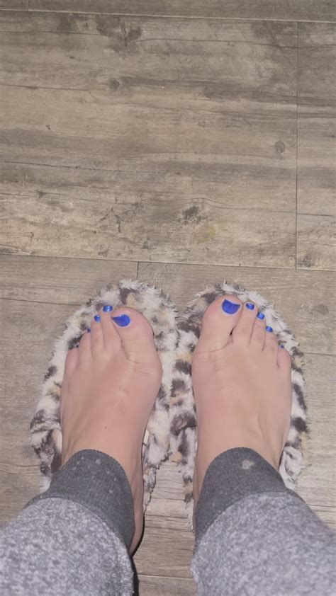 Oc Houewife Toe Wiggles Rfeetishh