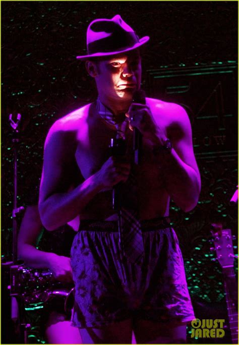 Photo Jeremy Jordan Shirtless Singing In Underwear For Skivvies 11