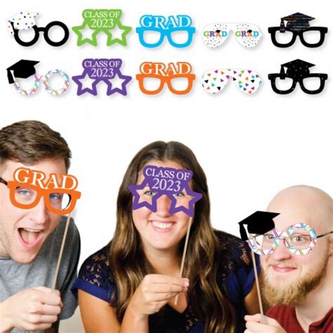 Big Dot Of Happiness Hats Off Grad Glasses 2023 Paper Graduation Photo