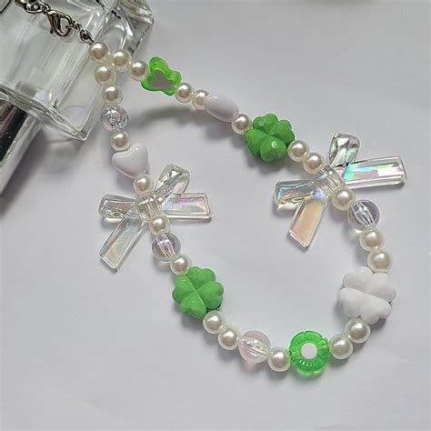 모어댄블루 그린클로버믹스리본 비즈키링 핸드폰스트랩 Z플립 콜북 핸드폰줄 위시버킷