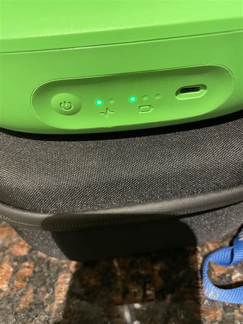 Camera Stuck On With 2 Lights Rveocamera