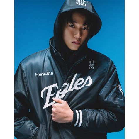 Kbo타니 캬… 모르는 사람이 보면 모델 한화 어센틱 김서현 조동욱 황영묵 Instagram