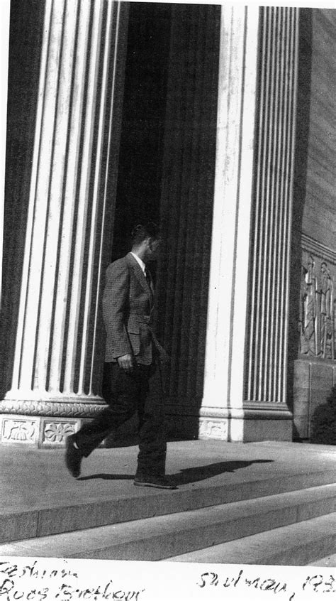 Julius Shulman Vest Pocket Camera Roos Brothers Fashion 1940