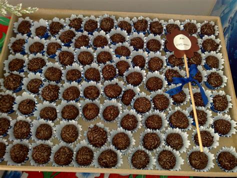 Menina Brigadeiro Brigadeiros Em Festa