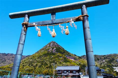 滋賀にあるピラミッド山はパワースポット 警備業務の実態をありのままに綴り社員達の日常も紹介 滋賀県で警備業務を承る警備会社
