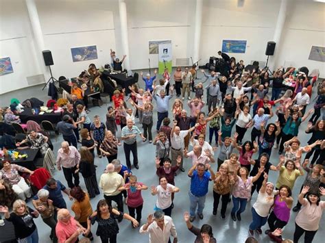 El éxito de los bailes cipoleños más de 250 adultos mayores han