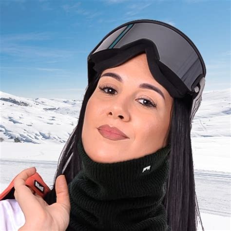 Montec Brand Review 2023 Edition - Look Cool & Stay Warm On The Slopes