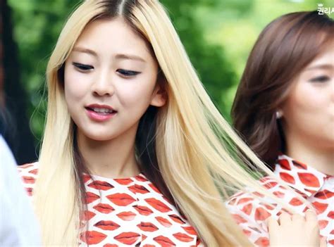 140810 Ladies Code Rise At Inkigayo Mini Fanmeeting Kpopping