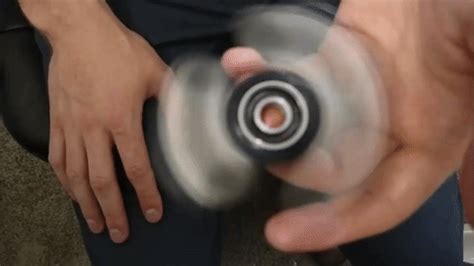 The Physics Of Fidget Spinners Boing Boing