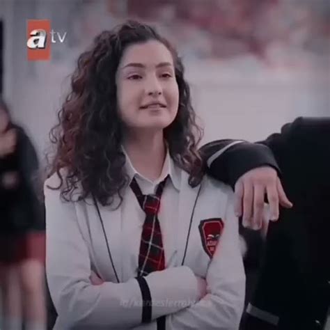 ملیس و یازگی😌💜 Youtube