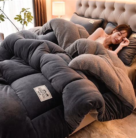 Comfiest Blanket In The World Bed Design Comfy Blankets Blankets