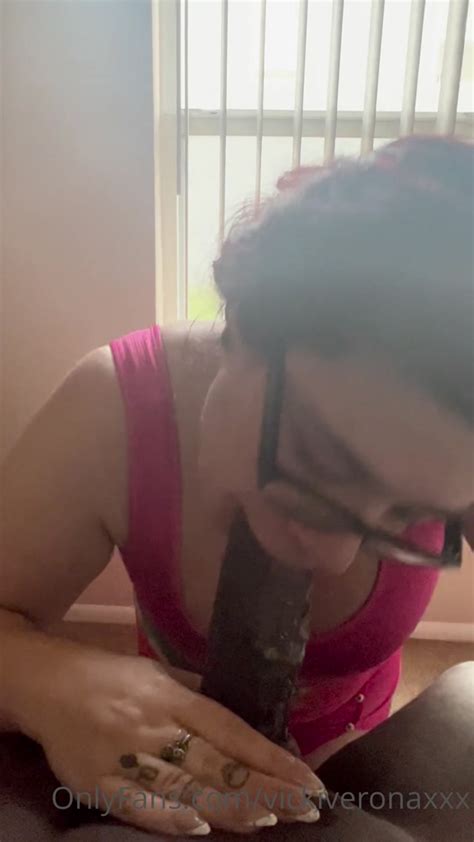 Vickiveronaxxx 20230702 2927673299 Little Something I Did While