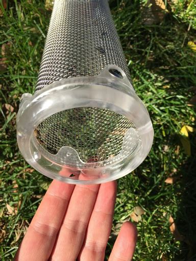 Aspects Quick Clean Medium Nyjer Mesh Feeder Berry