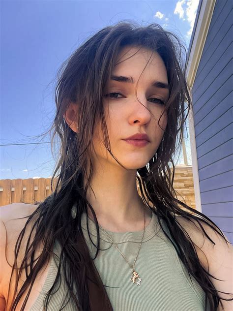 Irina Koroleva Atau Kioway Itu Siapa Ini Biodata Dan Profil Lengkap