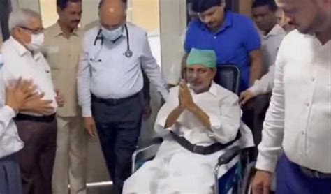 Telangana Ex Cm Kcr Discharged From Hospital After Hip Replacement Surgery