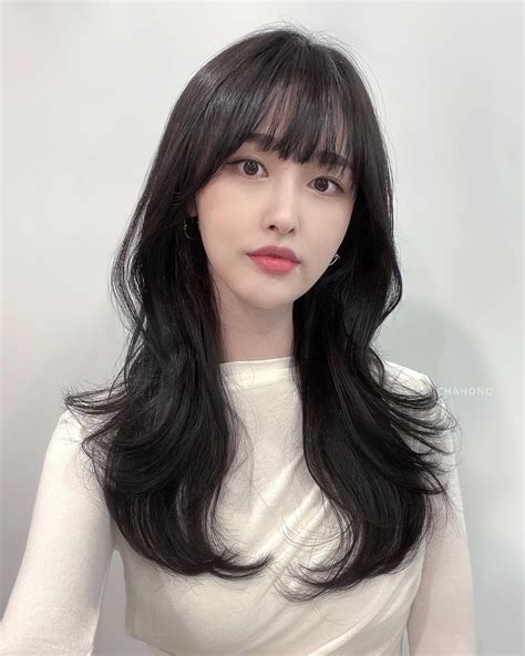 강남역미용실 차홍룸강남점 김다래 레이어드펌 레이어드컷 On Instagram 레이어드펌 ⠀ ⠀ 산뜻한 레이어드컷 에 자연스러운 컬링이 더해진 웨이브펌 ⠀ 쉬운
