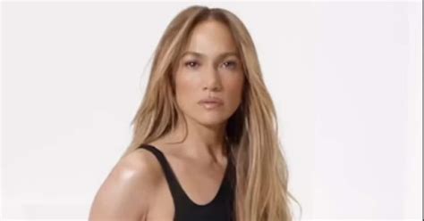Jennifer Lopez Nuda Per I 53 Anni Dopo Il Matrimonio Con Ben Affleck