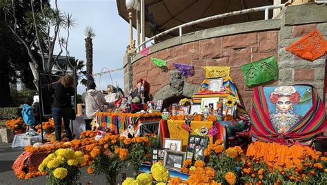 Día De Los Muertos Celebration Takes Over Watsonville