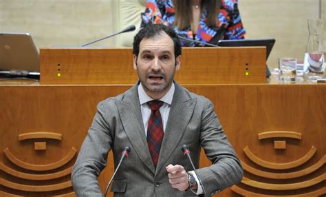 Pp Y Vox Aprueban Instar Al Gobierno A Implantar Una Prueba única De