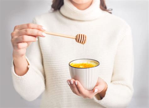 How To Get All The Health Benefits Of Turmeric And Honey Wellness Trickle