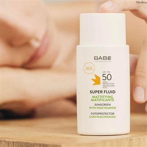 Kem Chống Nắng Babé Sun Protection Super Fluid Matifiant Sunscreen