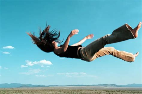 Khwab Mein Girna Dekhna Ki Tabeer In Urdu Tabeerspk