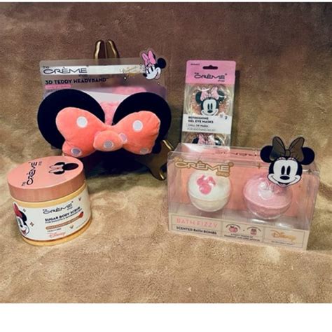 The Creme Shop Bath And Body Minnie Mousespa Day Bath Collection