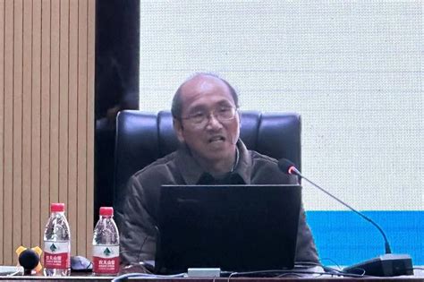 【教学技能提升】我校特邀欧阳缮教授开展教学成果奖申报培训指导会 桂林信息科技学院