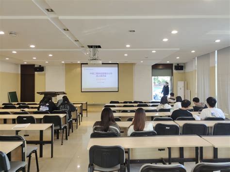 中建二局商业管理分公司开展线上宣讲会