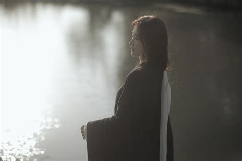 艺图语 20220526 昨夜星辰昨夜风 Keikei白茶清欢 微图坊