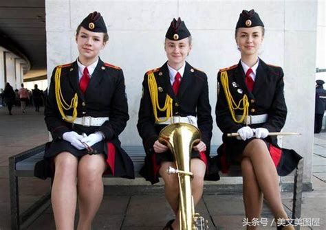 俄羅斯女兵的一大傳統就是美貌 每日頭條