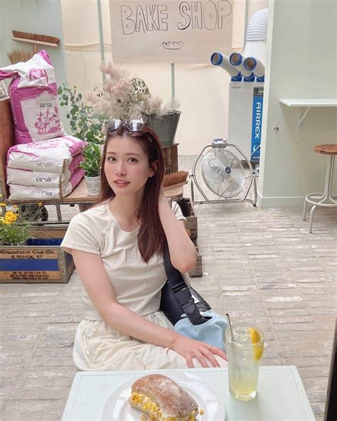 生見愛瑠さんのインスタグラム写真 生見愛瑠instagram「お仕事で🇰🇷へ タベスギタ」7月2日 18時43分 Merunukumi