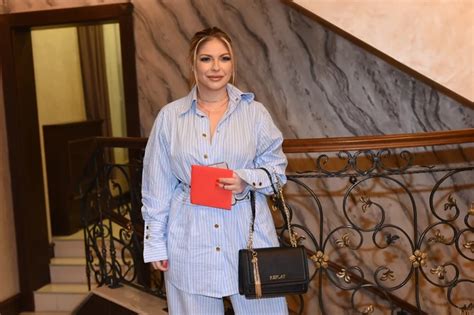 Vanja Mijatović otkrila svoje PRAVO IME Zbog onoga što joj piše u dokumentima imala je PROBLEM
