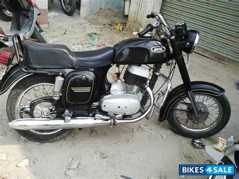 Used 1976 Model Ideal Jawa Yezdi Classic For Sale In Lucknow Id 130644
