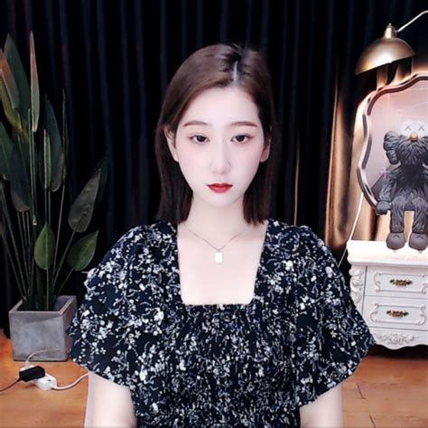 核桃桃🍑视频直播间 在线视频娱乐交友 六间房直播