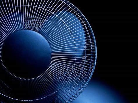 Osculate Vs Oscillate What Is The Difference Merriam Webster