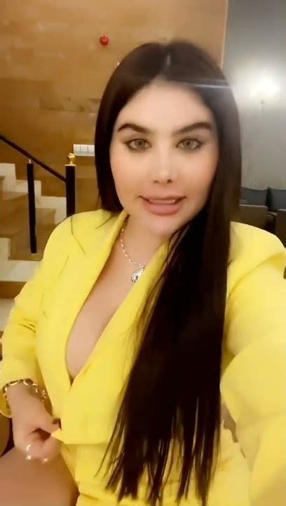 أول كلمة بدها تقولها 🤣اسمعو اسمعوsubscribe Foryou خاص 18 وما فوق