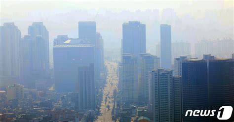 금요일 낮 22도 완연한 봄날씨수도권·충청엔 미세먼지 습격 내일날씨