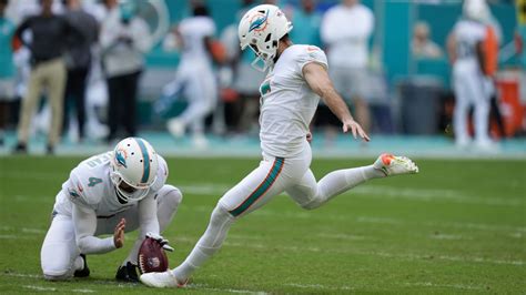 Miami Dolphins Kicker Jason Sanders 45 Yard Fg Opens Scoring In