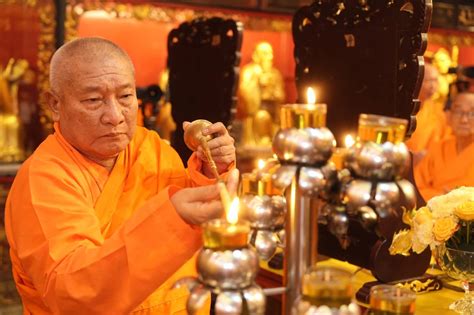 วัดมังกรกมลาวาส มูลมัธยมกการิกา 梵漢泰中觀論 ๒๒ การพิสูจน์ความจริงเรื่องพระตถาคต [๓๒๒] ไม่ควรกล่าว